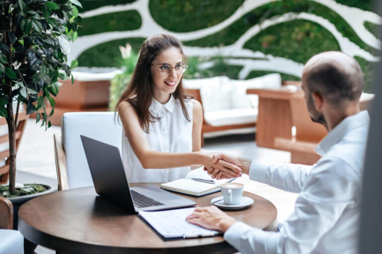 Standor – The chair that moves with you